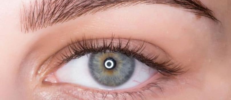 Microblading : définition, prix, durée, avantages et inconvénients